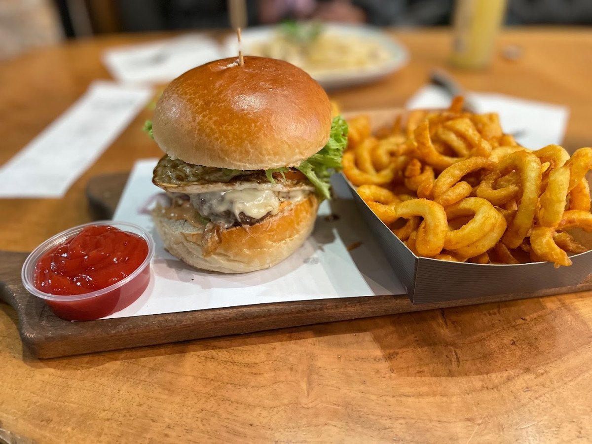 Three Buddies | Best Burger in Berlin