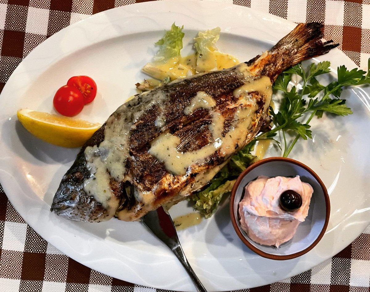 Taverna Axia | Best Grieche in Berlin Lankwitz